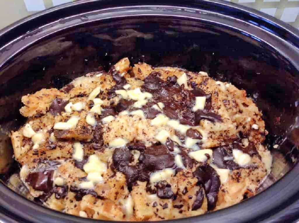 Slow Cooker Chocolate Waffle Pudding - BakingQueen74