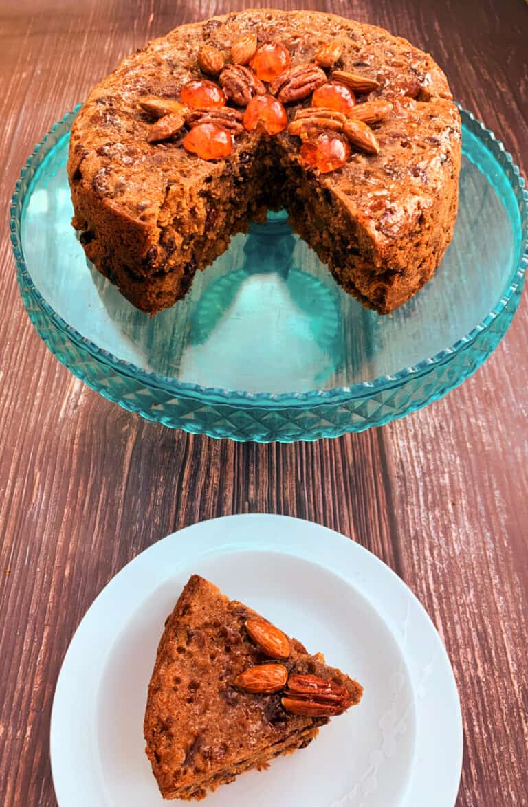 Slow Cooker Christmas Cake - BakingQueen74