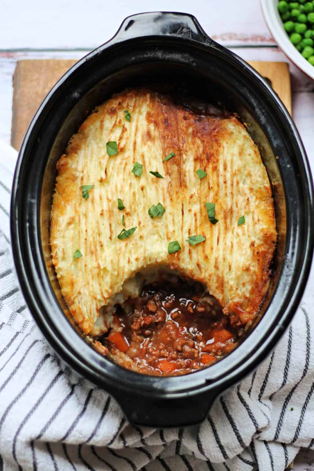 Comforting Slow Cooker Cottage Pie - BakingQueen74