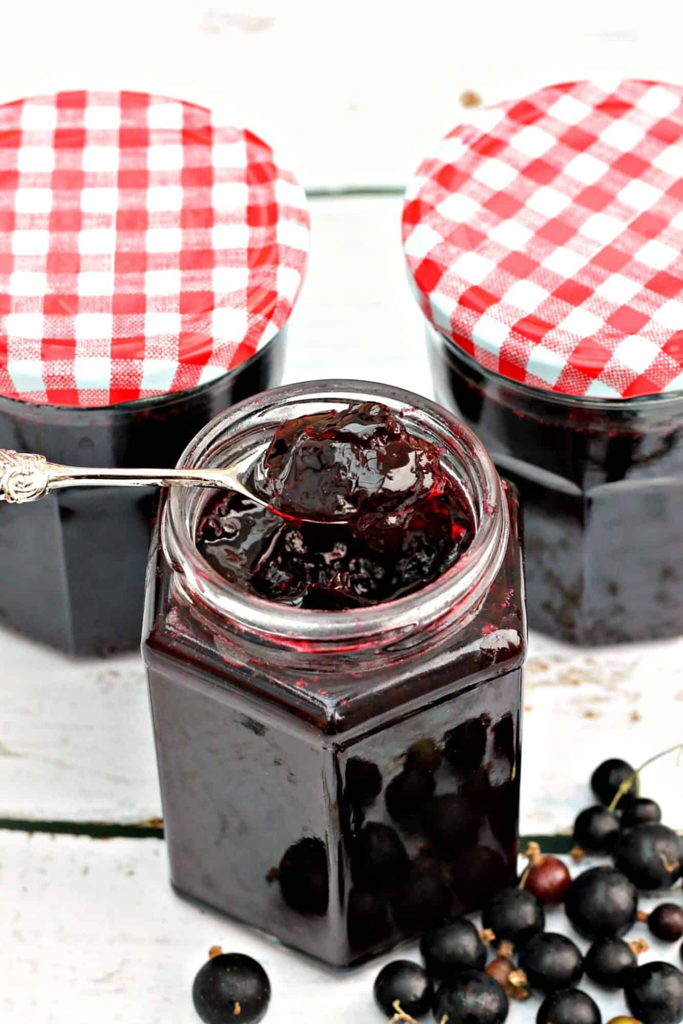 Blackcurrant Jam - BakingQueen74