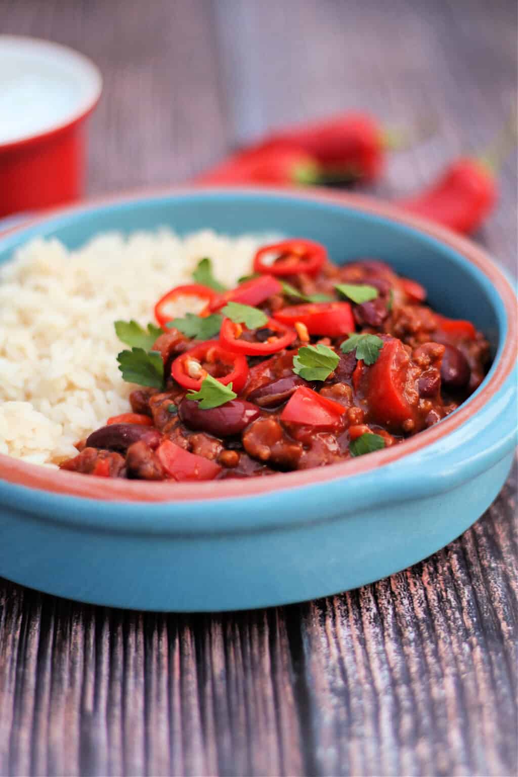 Slow Cooker Chilli Con Carne - BakingQueen74