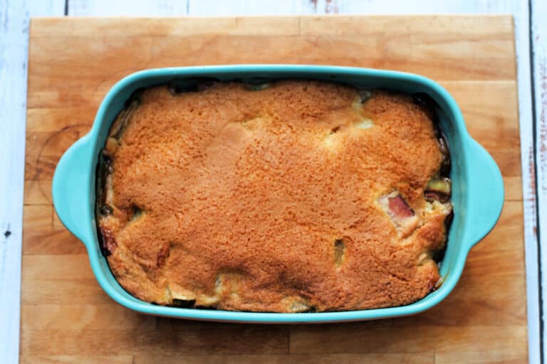 Rhubarb Sponge Pudding - BakingQueen74