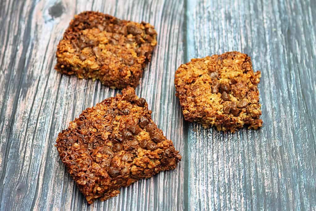 Chocolate Chip Flapjacks - BakingQueen74