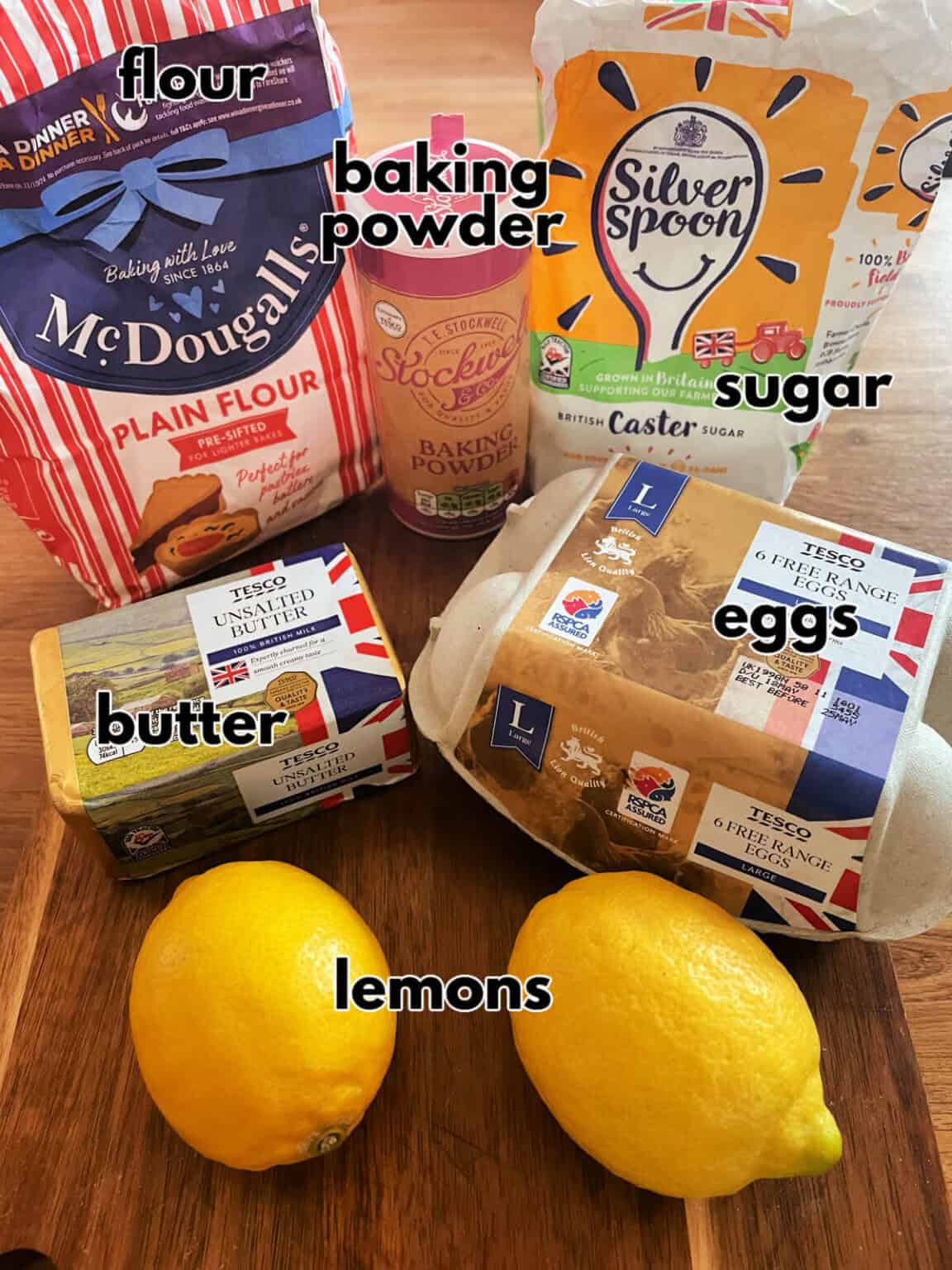 Slow Cooker Lemon Drizzle Cake - BakingQueen74