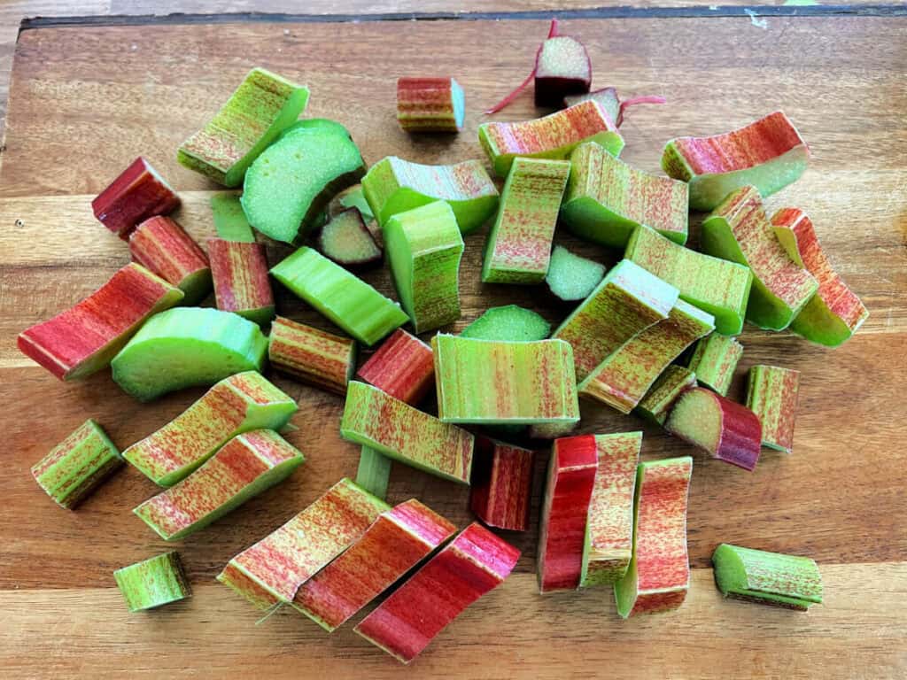 Rhubarb Traybake - BakingQueen74